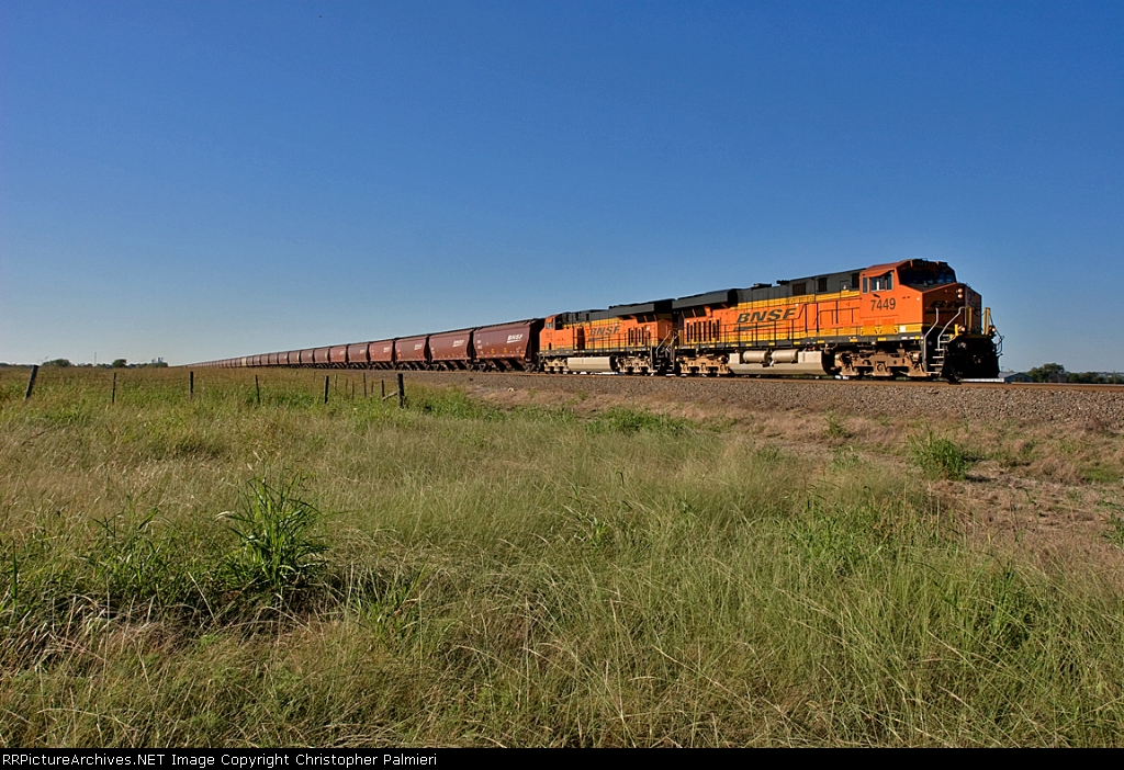 BNSF 7449 leads X-CPINEN9-28A